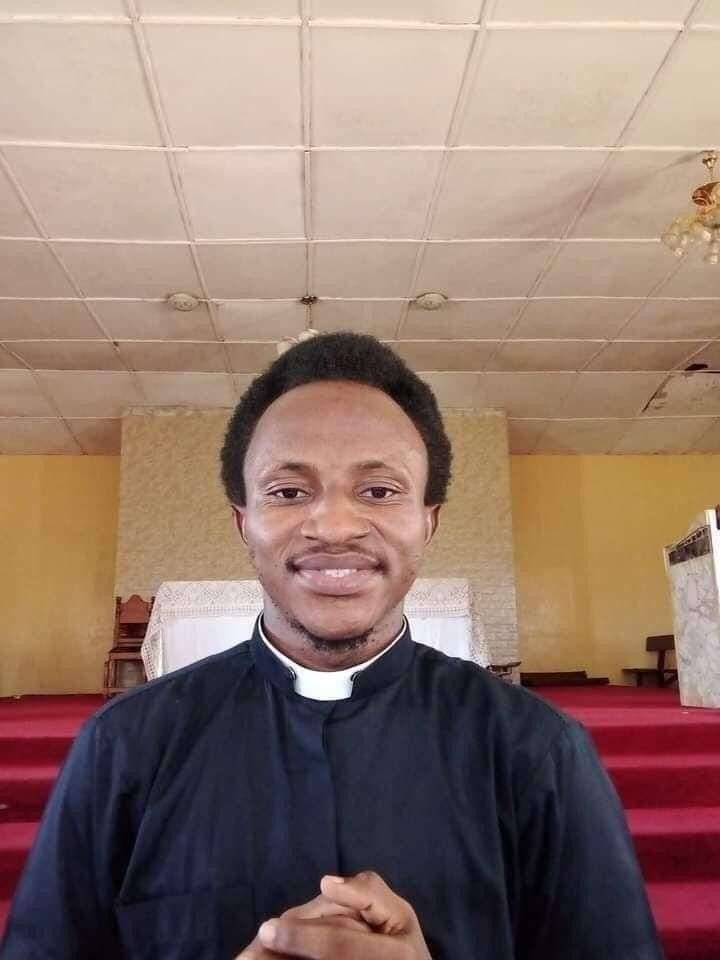 Catholic Priest Arrested for Allegedly raping a 16 year-old girl ...